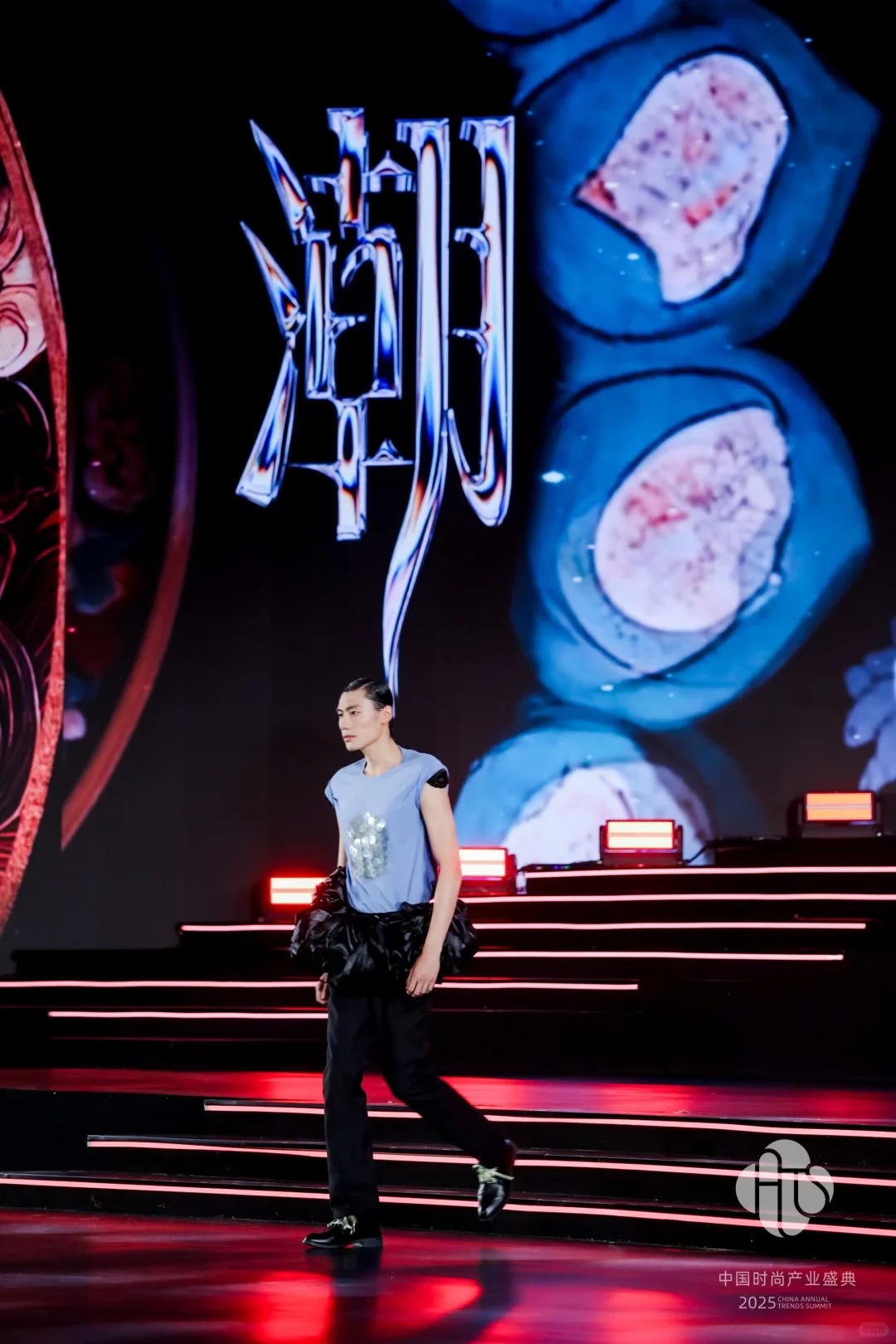 Maggie Wang | Glory of the East · A Tribute to the Beauty of the Times ...